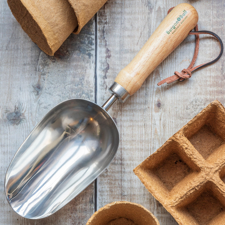 Gifts for Gardeners – Stocks & Green